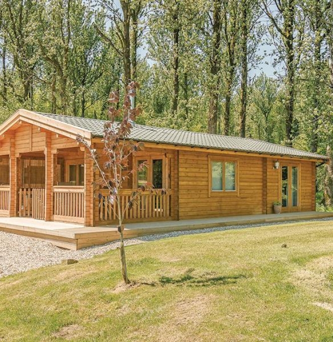 Racing Retreat – Peckmoor Farm Lodges
